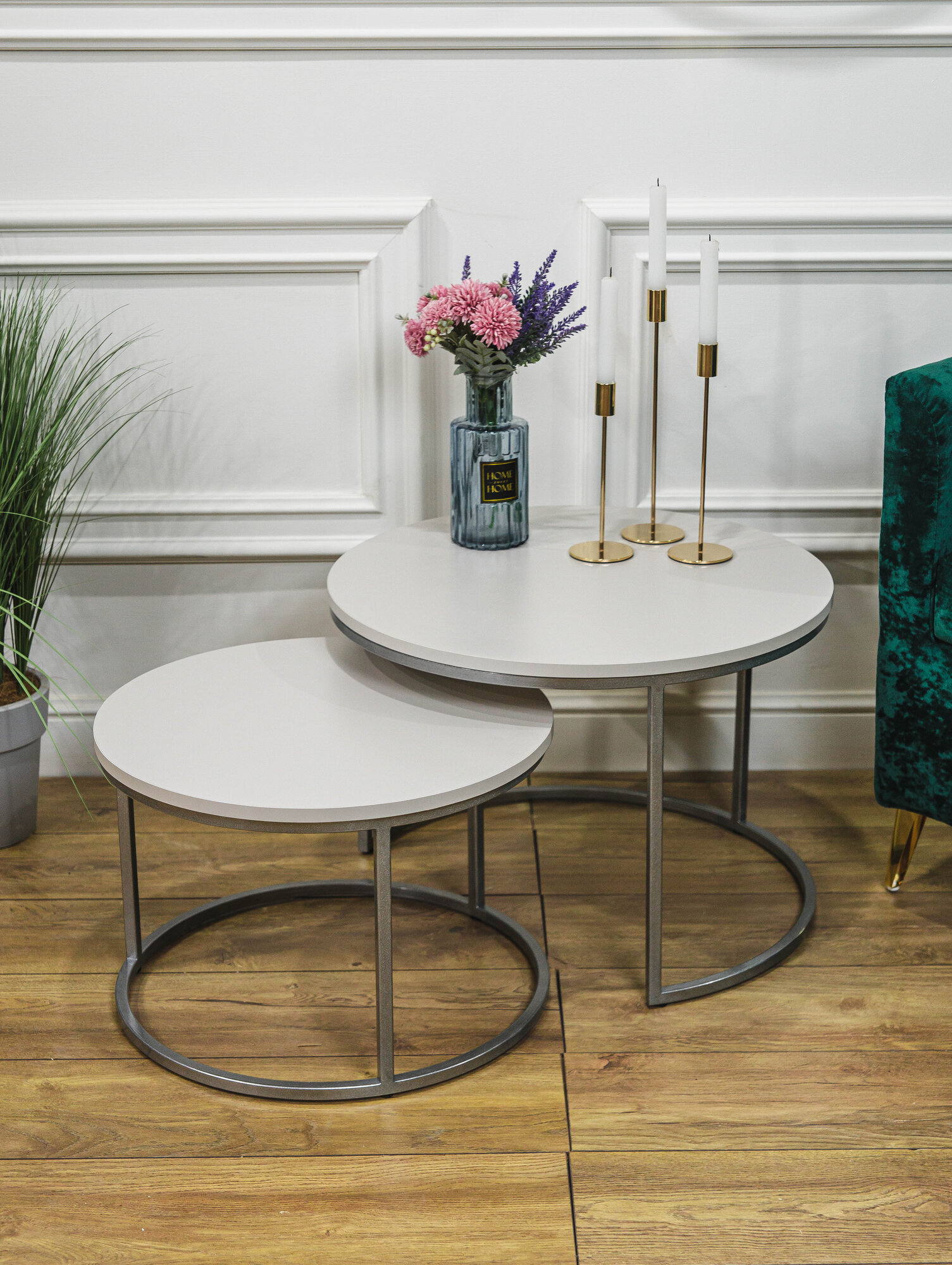 Стильный чайный столик круглый для гостиной, в офис, прихожую, спальню, в гостиницу, с железной ножкой комплект столов