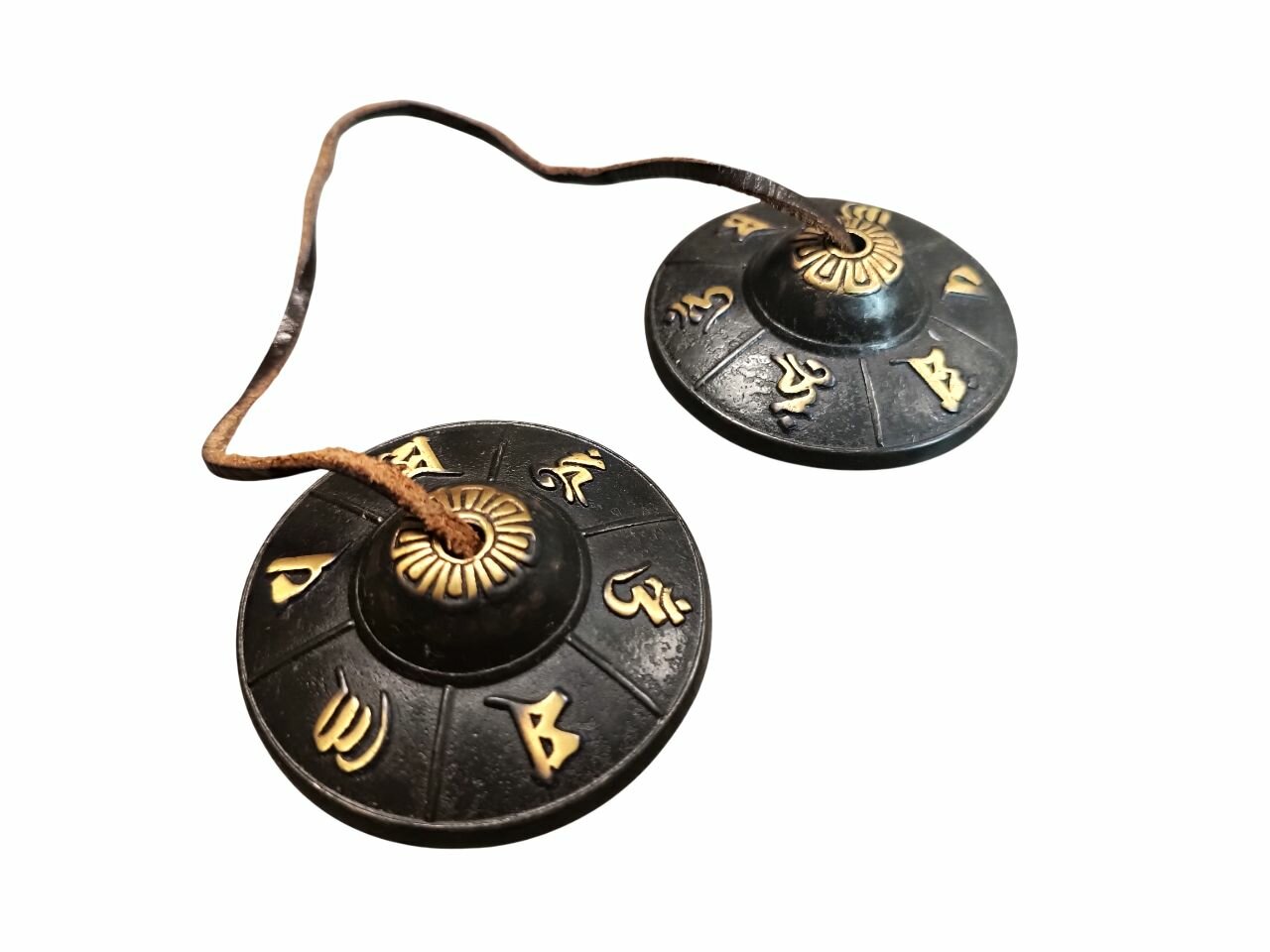 Караталы темные Мантра 6,5 см