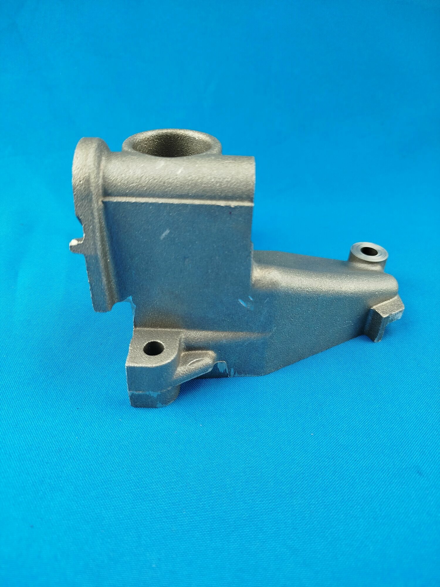 Кронштейн подушки двигателя "ВАЗ" ВАЗ автомобилей 2110-12 верхний (2112-1001292)