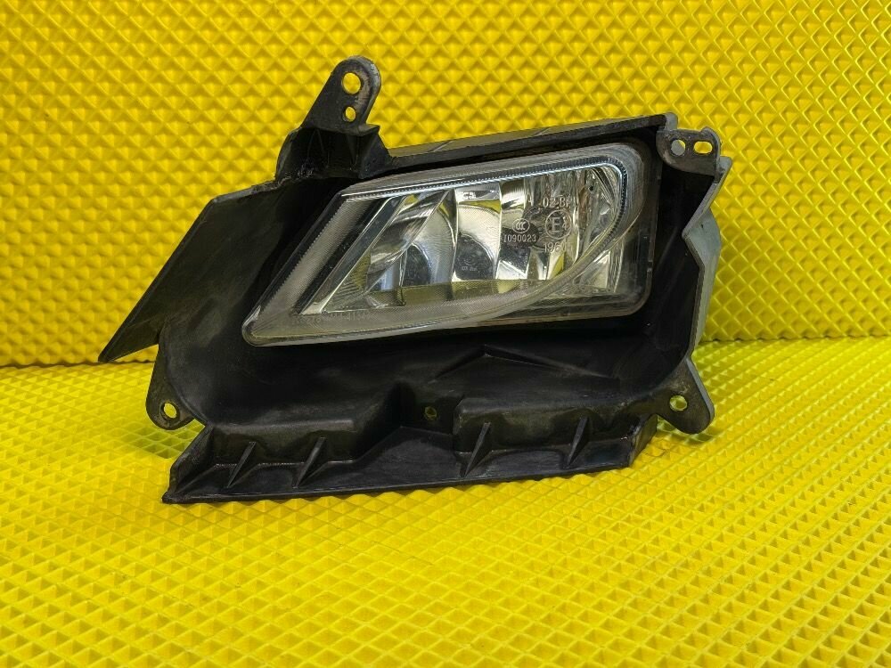 Фара противотуманная левая Mazda3 I(BL) BBP351690B