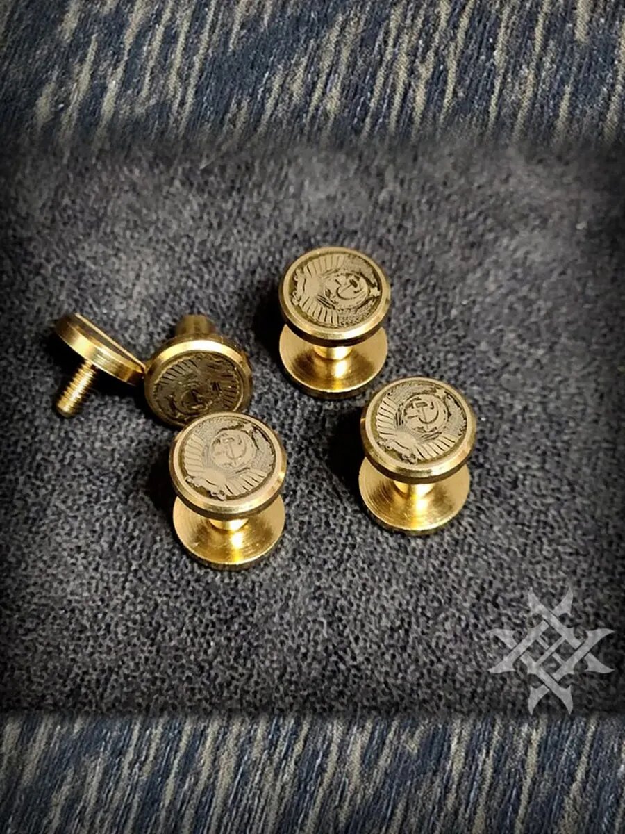 Ременной винт с гравировкой Герб СССР, латунь, 10 шт, 7х10 мм, плоская шляпка