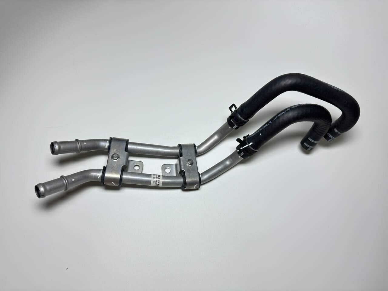 Трубка охлаждения АКПП (водяная) GAC GS8 (2016-2023) [2.0 16V 6AT внедорожник 4X2 Turbo] 1318055APN0000