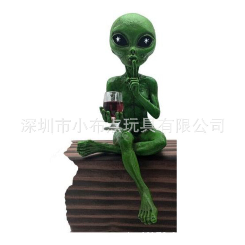 Статуэтка из смолы - Садовая статуэтка-карлик в виде инопланетянина НЛО из смолы