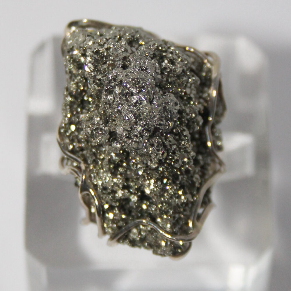 Кольцо, пирит