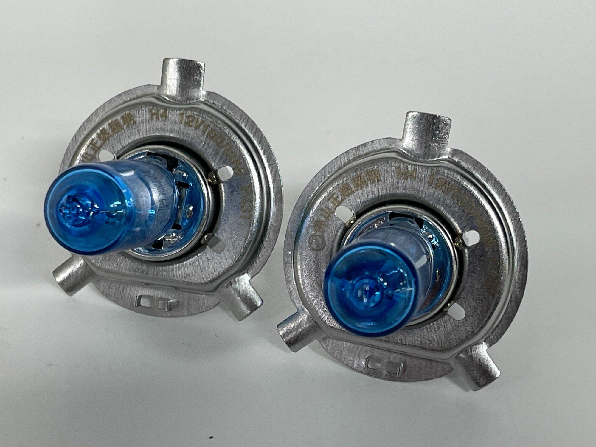 H4 (100/90W) / Галогенная лампа H4 100/90W римские FENGYU Blue Vision Ultra 12V (2 шт. / комплект), арт: 9543-К
