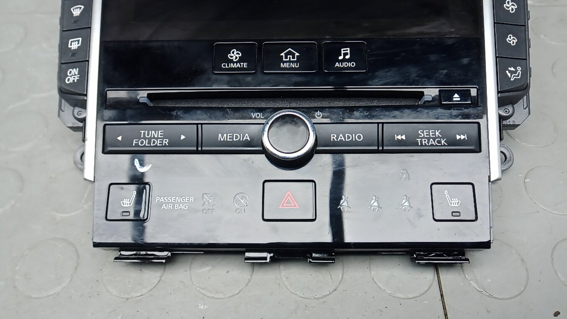 Монитор INFINITI Q50, Номер 253914GN2B — фото 1