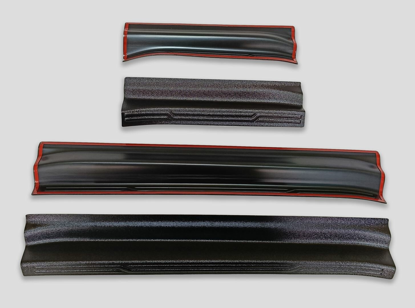 Накладки на внутренние пороги дверей (4 шт.) для Volkswagen Jetta 2005-2011