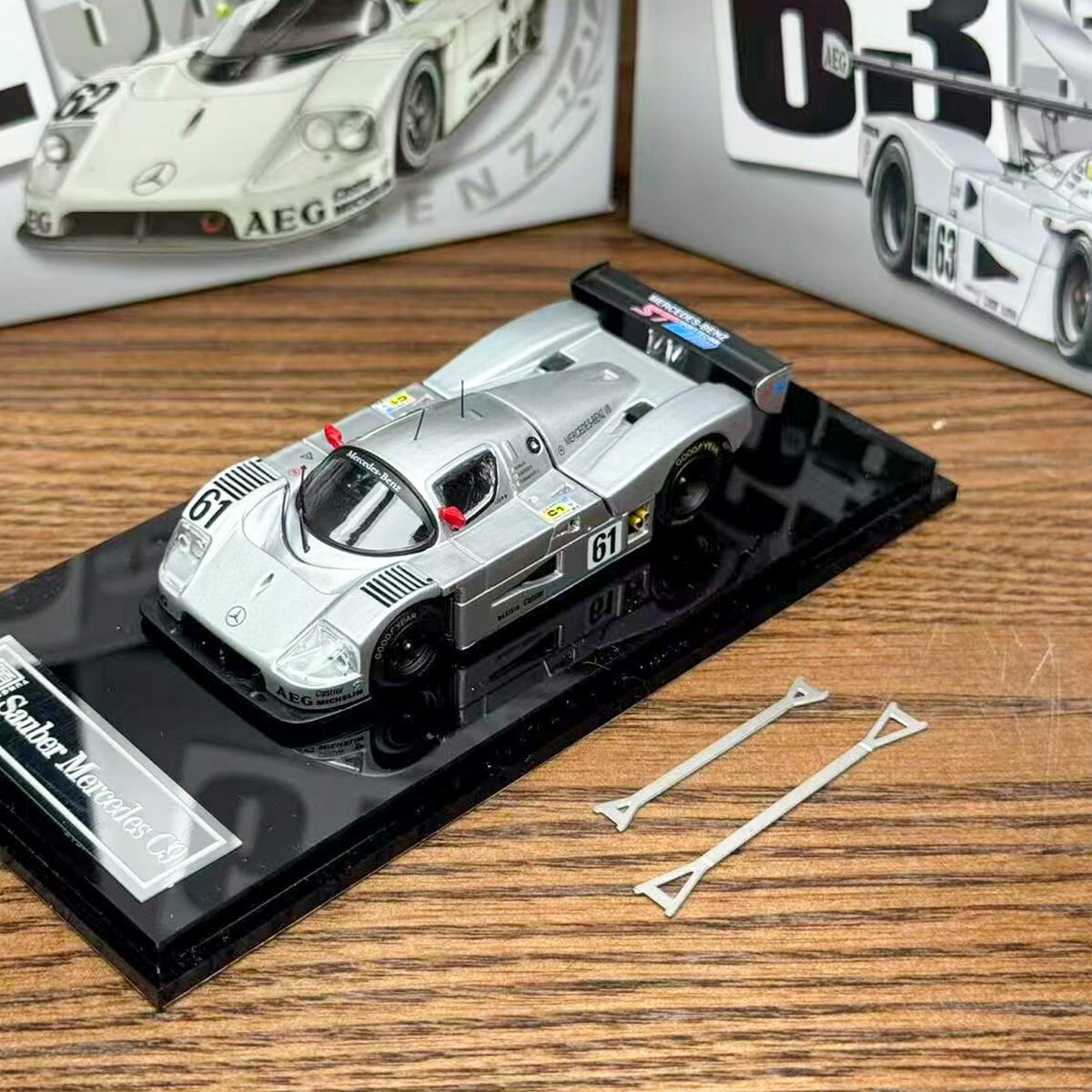 Машинка YS 1:64 Mercedes-Benz Sauber C9 Lemans