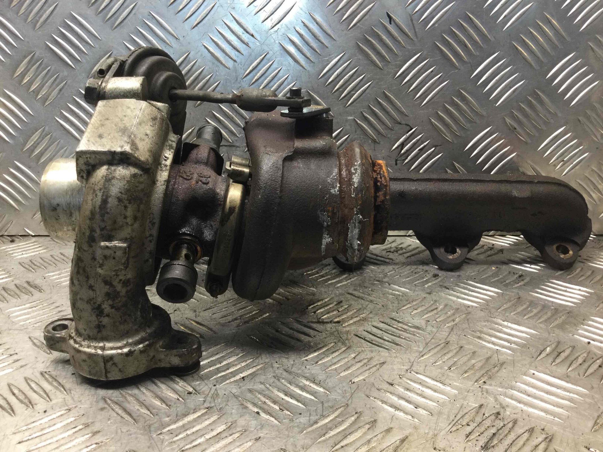 Б/У Турбина Peugeot Partner 1 поколение [рестайлинг] (2002-2008) 2007 г.