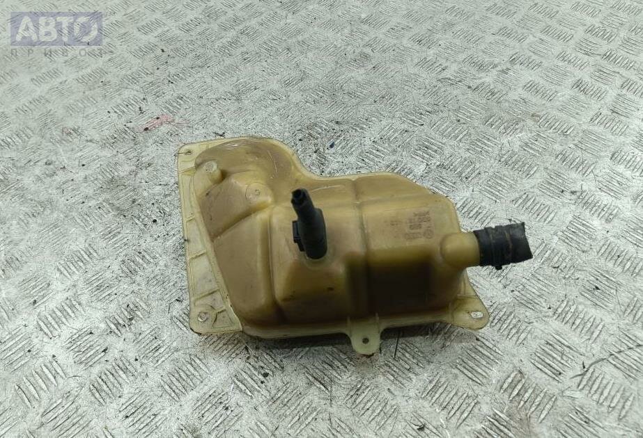 Бачок расширительный Volkswagen Passat B5+ (GP)