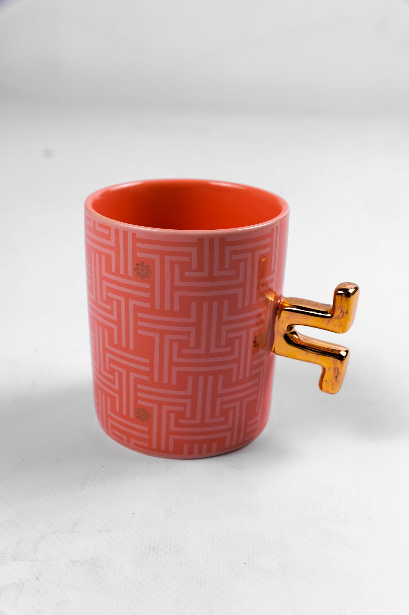 Кружка Swed House "PACKAGE CERAMIC MUG", керамика, 325мл, розово-коралловая