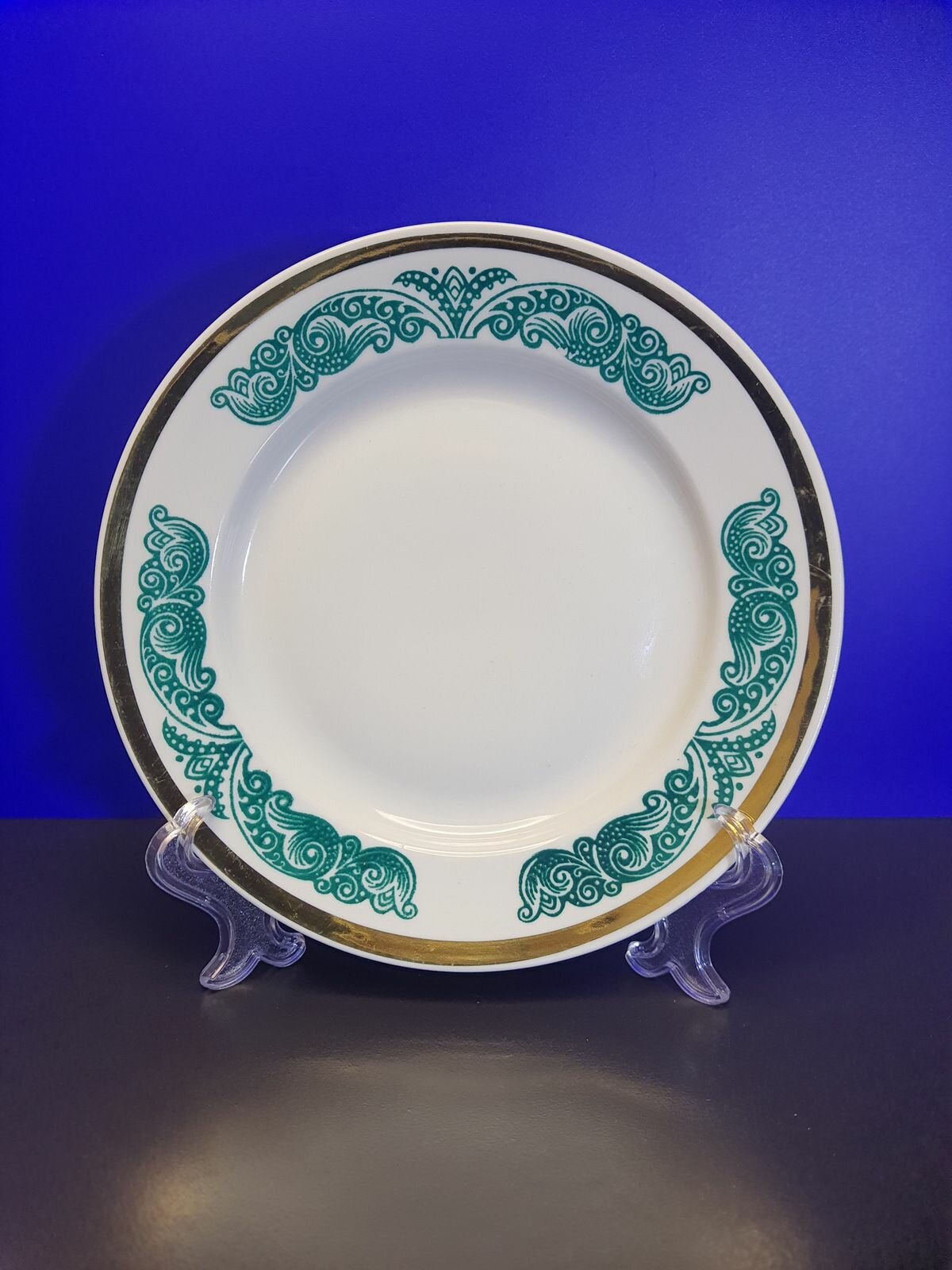 Тарелка винтажная десертная плоская, фарфор, 17 см. ДФЗ Вербилки, СССР 1965-1991 гг.