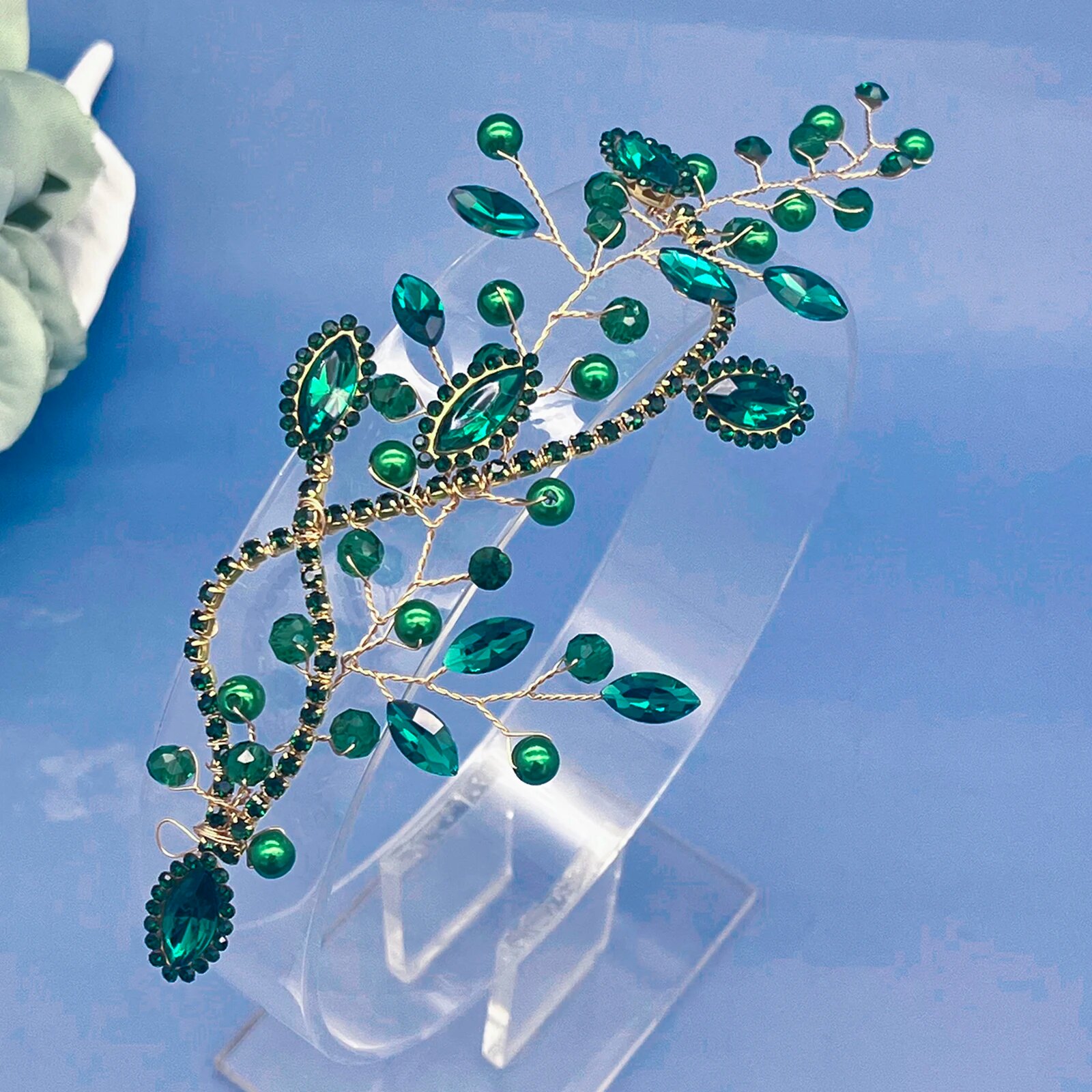 Украшение для причёски