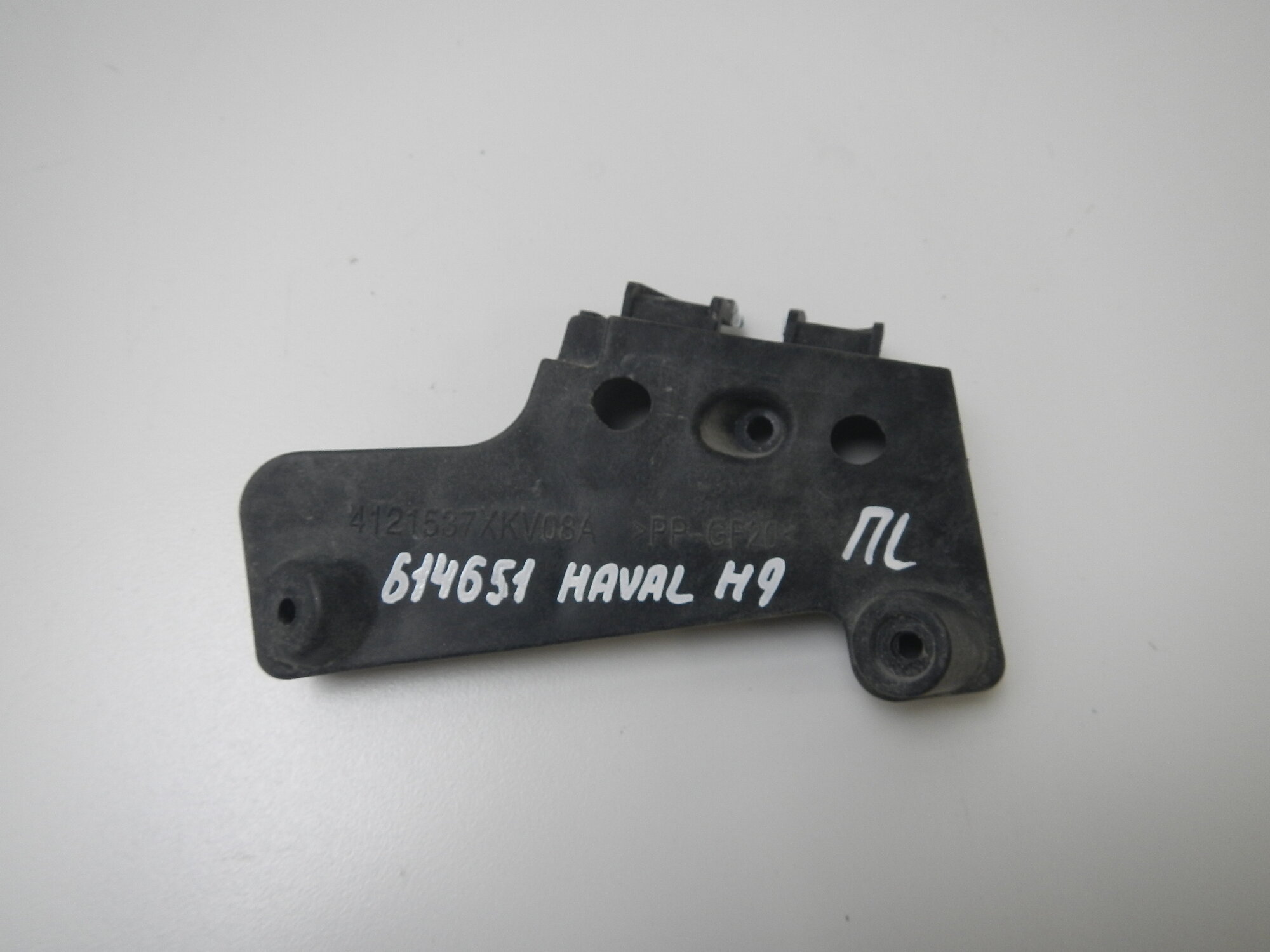 Б/У Кронштейн фары левой, Haval (Хавейл)-H9 (14-24) Haval H9 (14-24) Cломано крепление. 614651 HAVAL арт. 4121537XKV08A