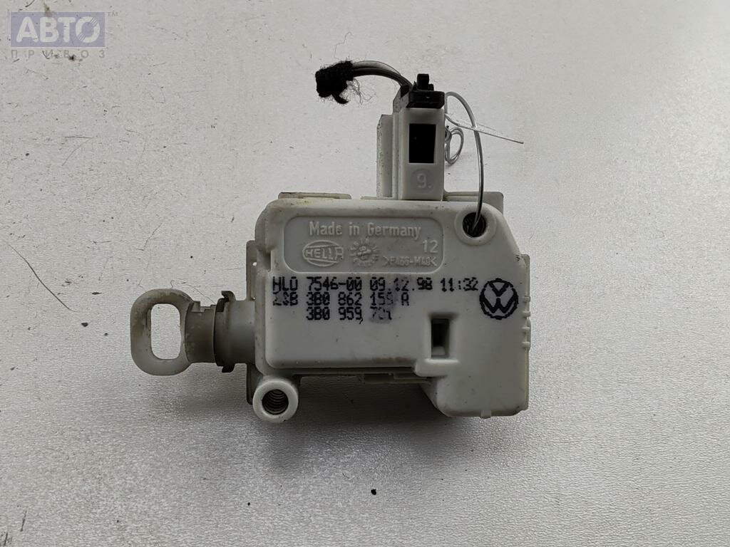 Активатор (привод) замка багажника Audi A6 C5 (1997-2005)