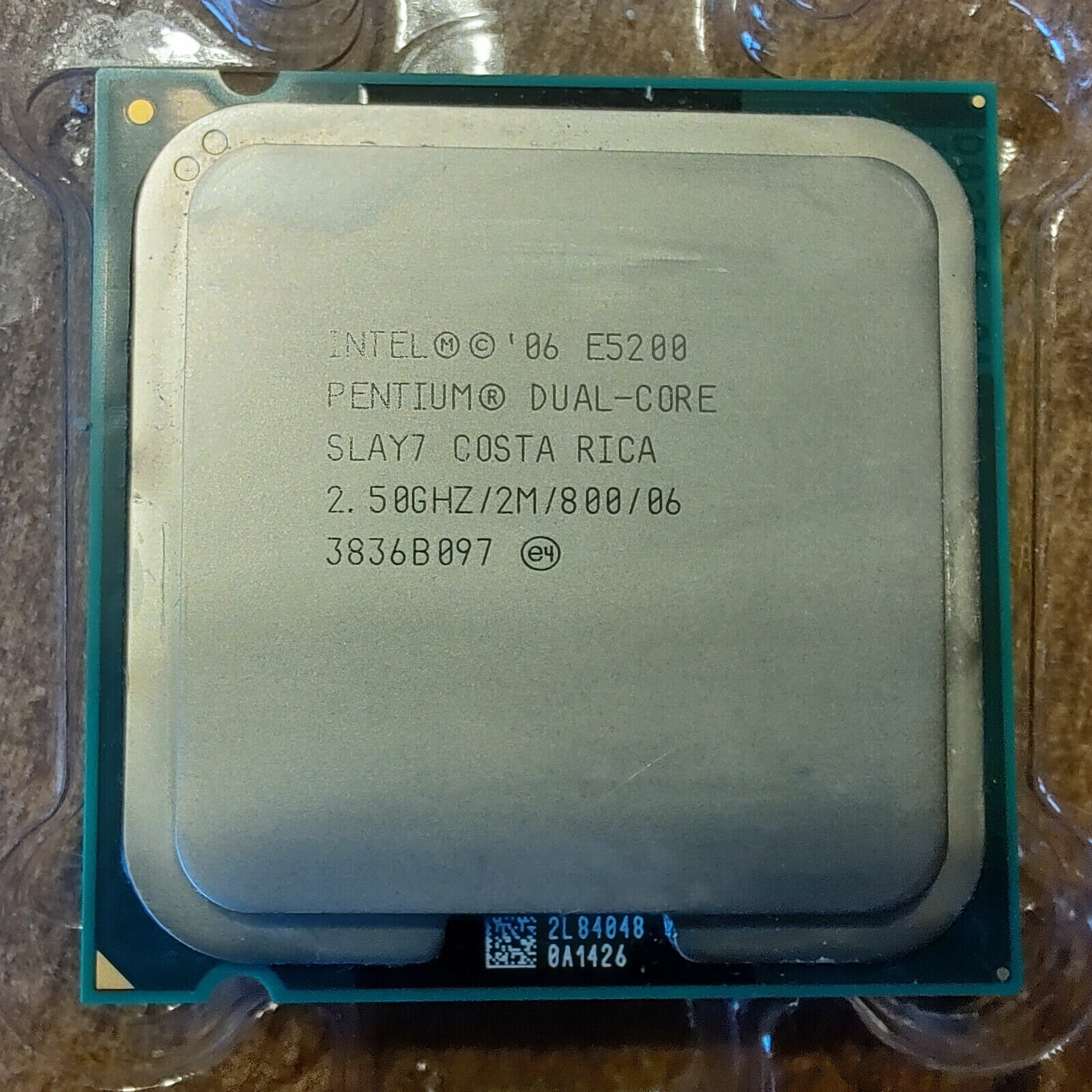 Процессор Intel Pentium Dual-Core E5200, 2 ядра, 2 потока, сокет LGA775, ОЕМ