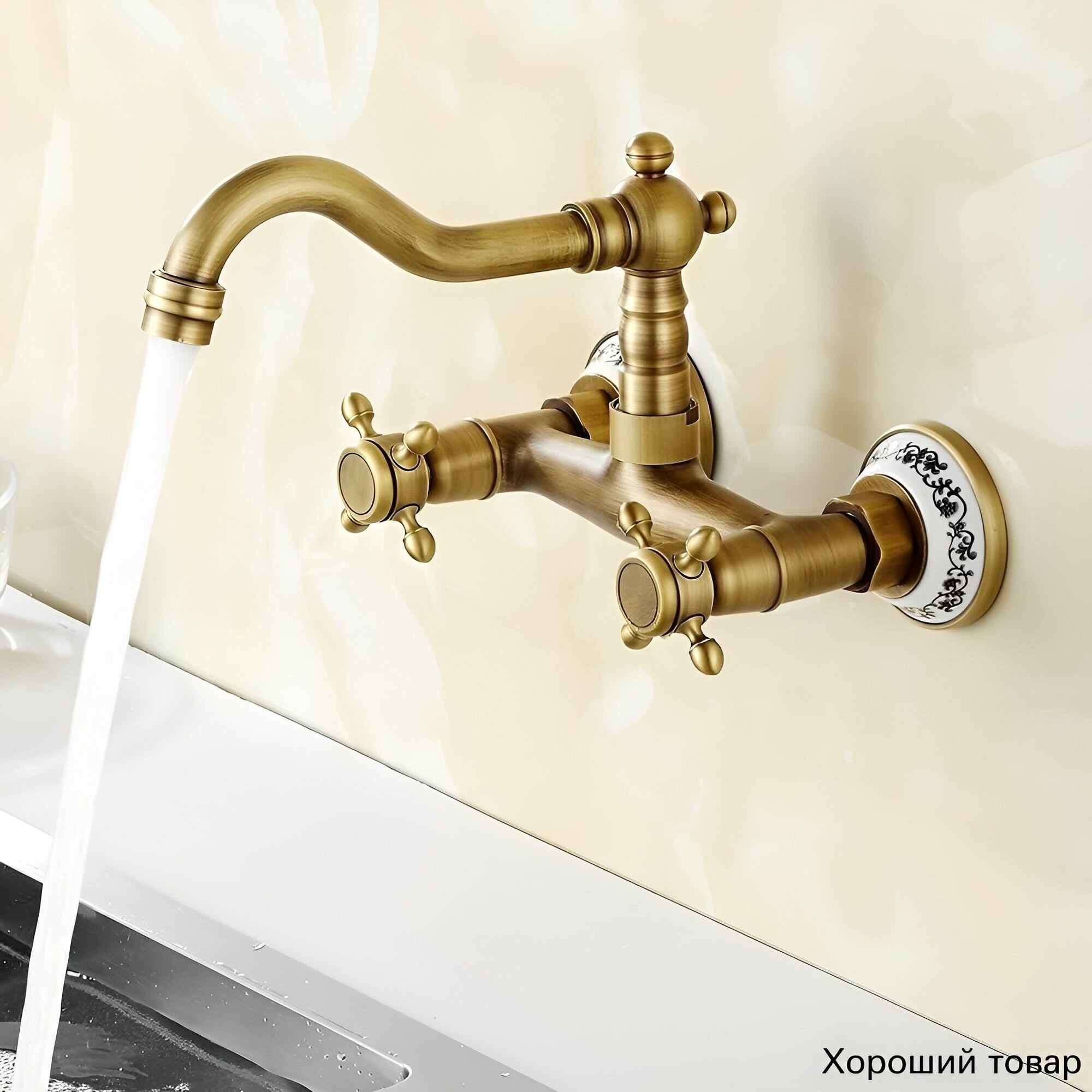 Настенный кухонный кран с возможностью поворота на 360 , старинный латунный настенный двухрычажный смеситель для раковины, настенный смеситель для раковины в стиле ретро