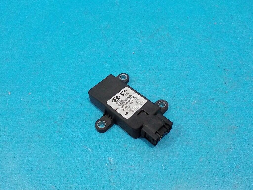 Датчик курсовой устойчивости Hyundai Starex H1 - Grand Starex 2007-2021 956904H050 - Б/У