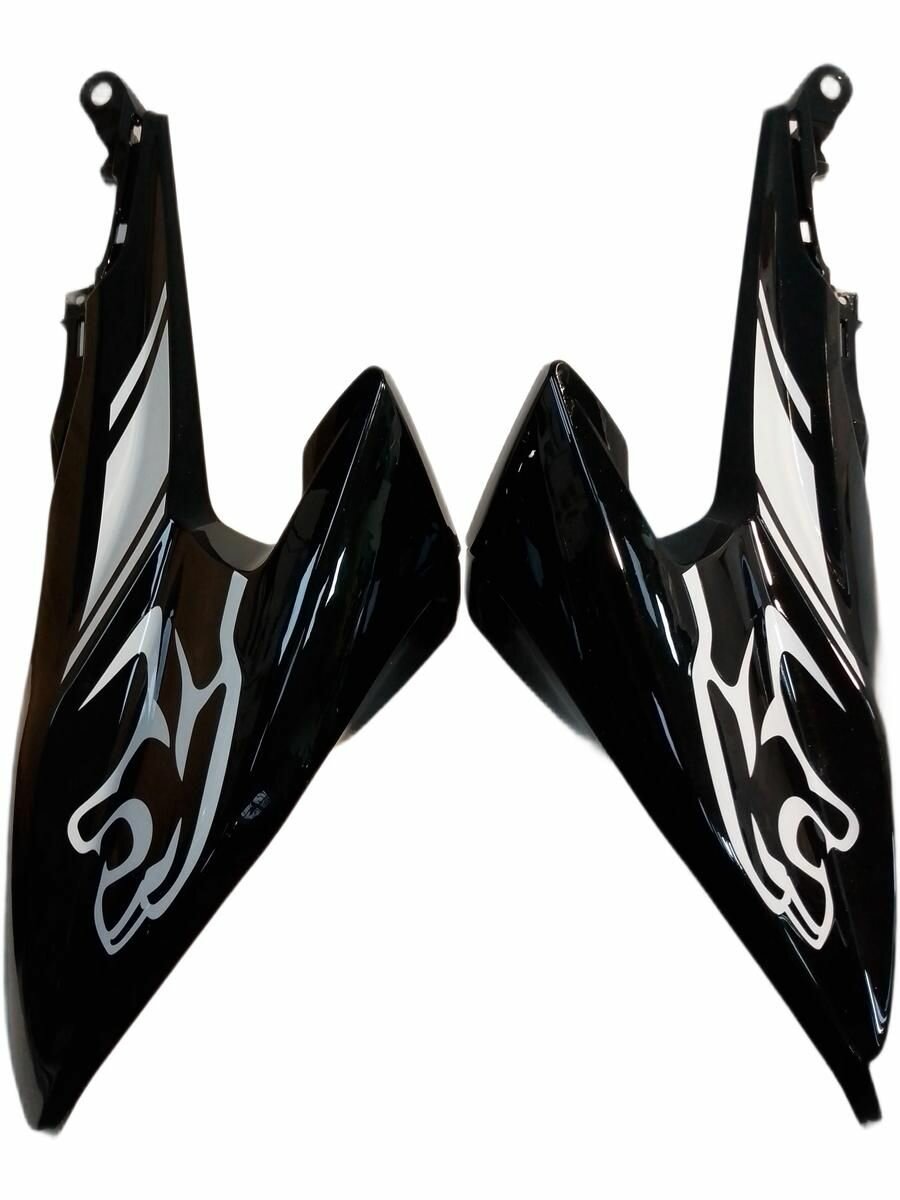 Пластик на бак Альфа RS чёрный без внутренних накладок (пара)