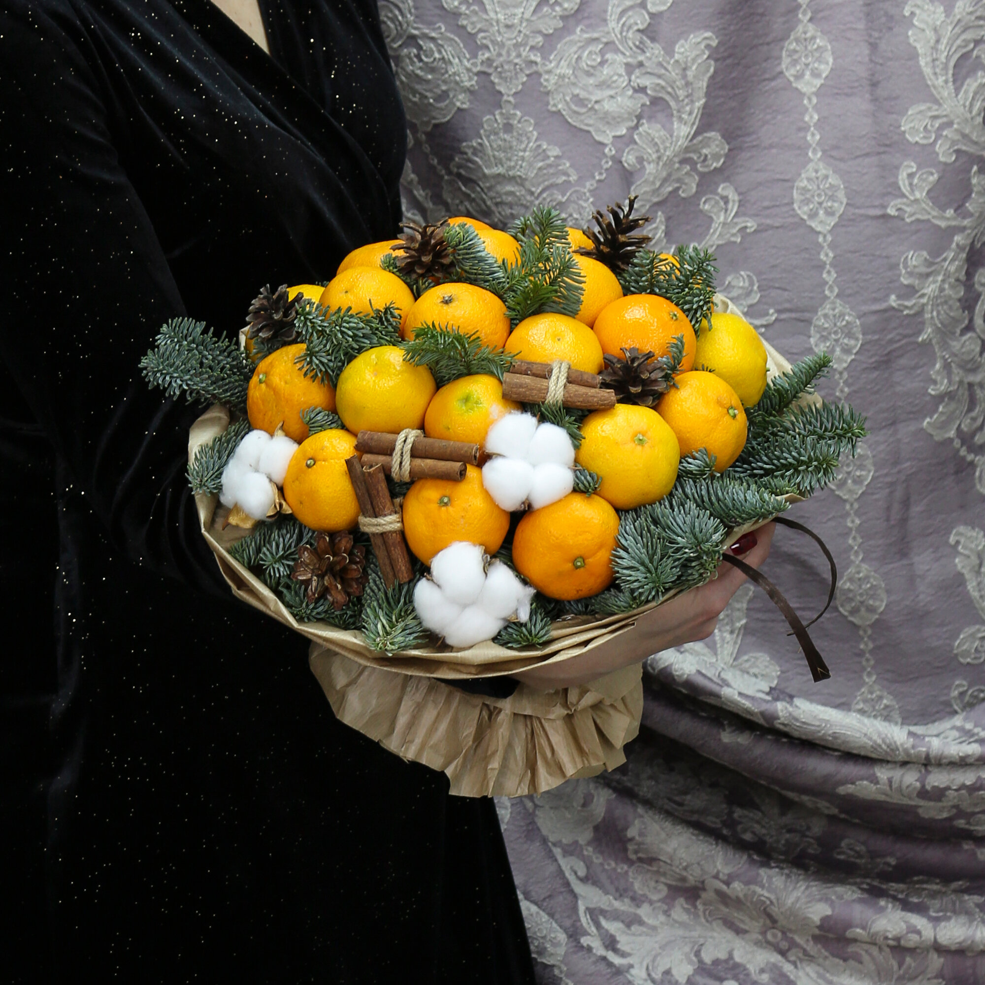 Зимний букет «Ароматный цитрус»
