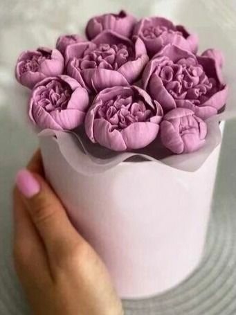 Сладкий Букет из конфет ShokoTrendy шоколадные пионы в коробке