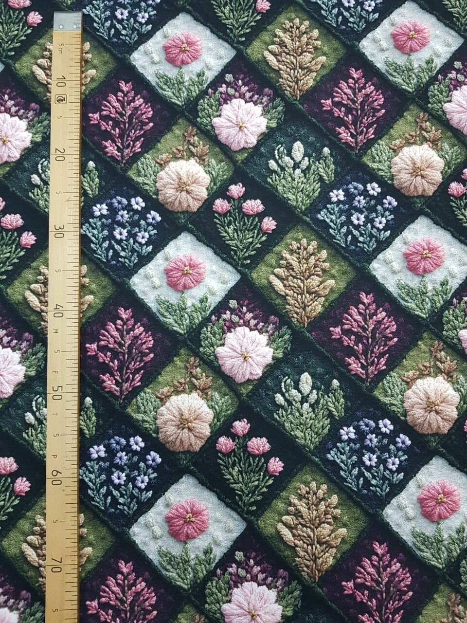 Футер 2х нитка с лайкрой "Пэчворк хвоя" ширина 180см, высота 80 см.