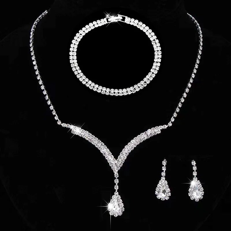 Комплект бижутерии