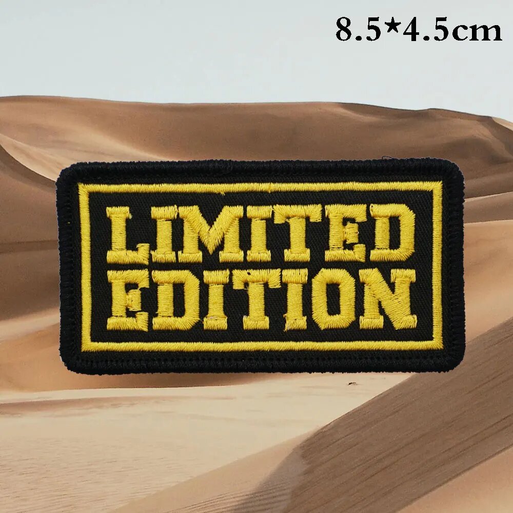 Вышитые нашивки панк-рок AO104-2 sew on