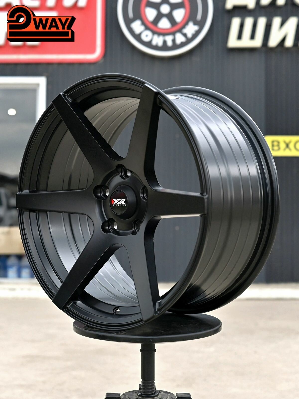R17 Диск XXR Emotion R Стиль 8.5J ET33 5*114.3 Мат черный