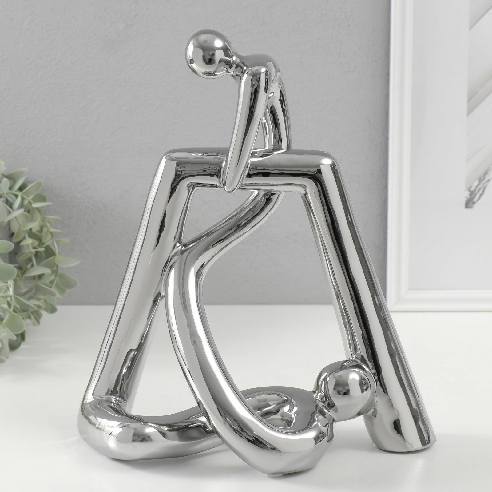 Фигурка керамика "Связанные", серебро, 10.5x26.5x31 см, вид: статуэтки