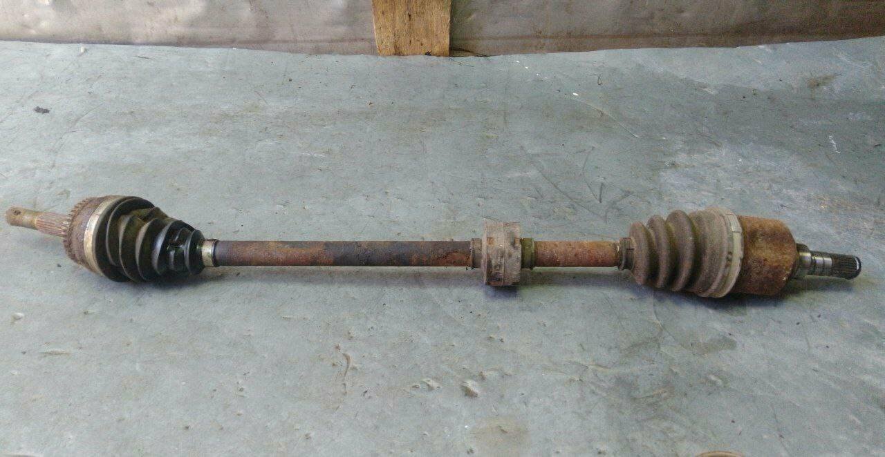 Полуось передняя правая Nissan Almera N16 2000