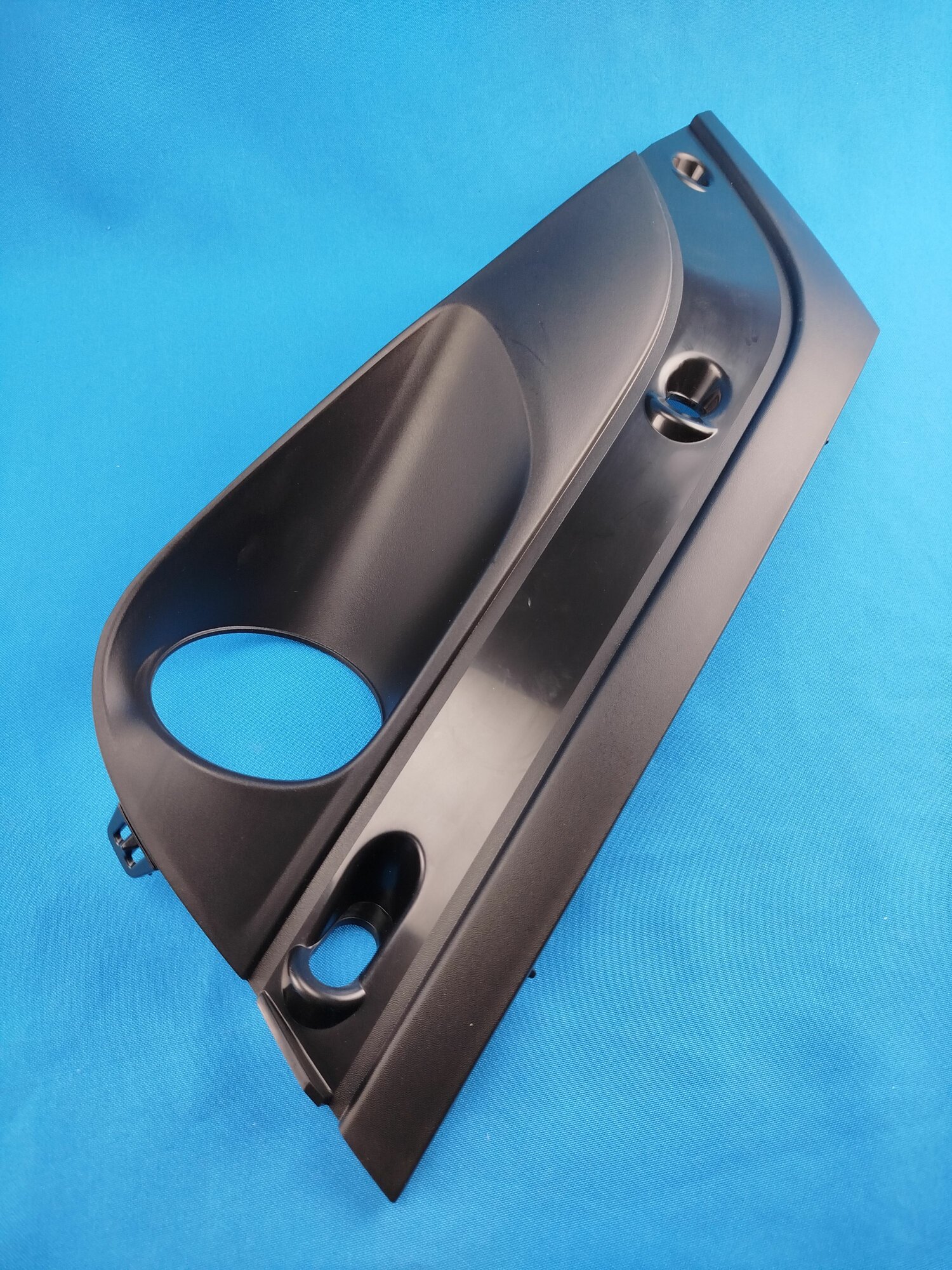 Облицовка противотуманной фары "ВАЗ" для а/м Веста правая