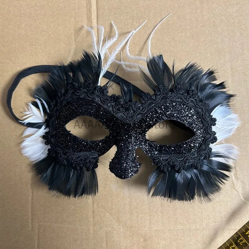 Женская маска с перьями на Хэллоуин для взрослых, аксессуары унисекс, круэлла, ведьма, маскарадная вечеринка, головной убор, маска