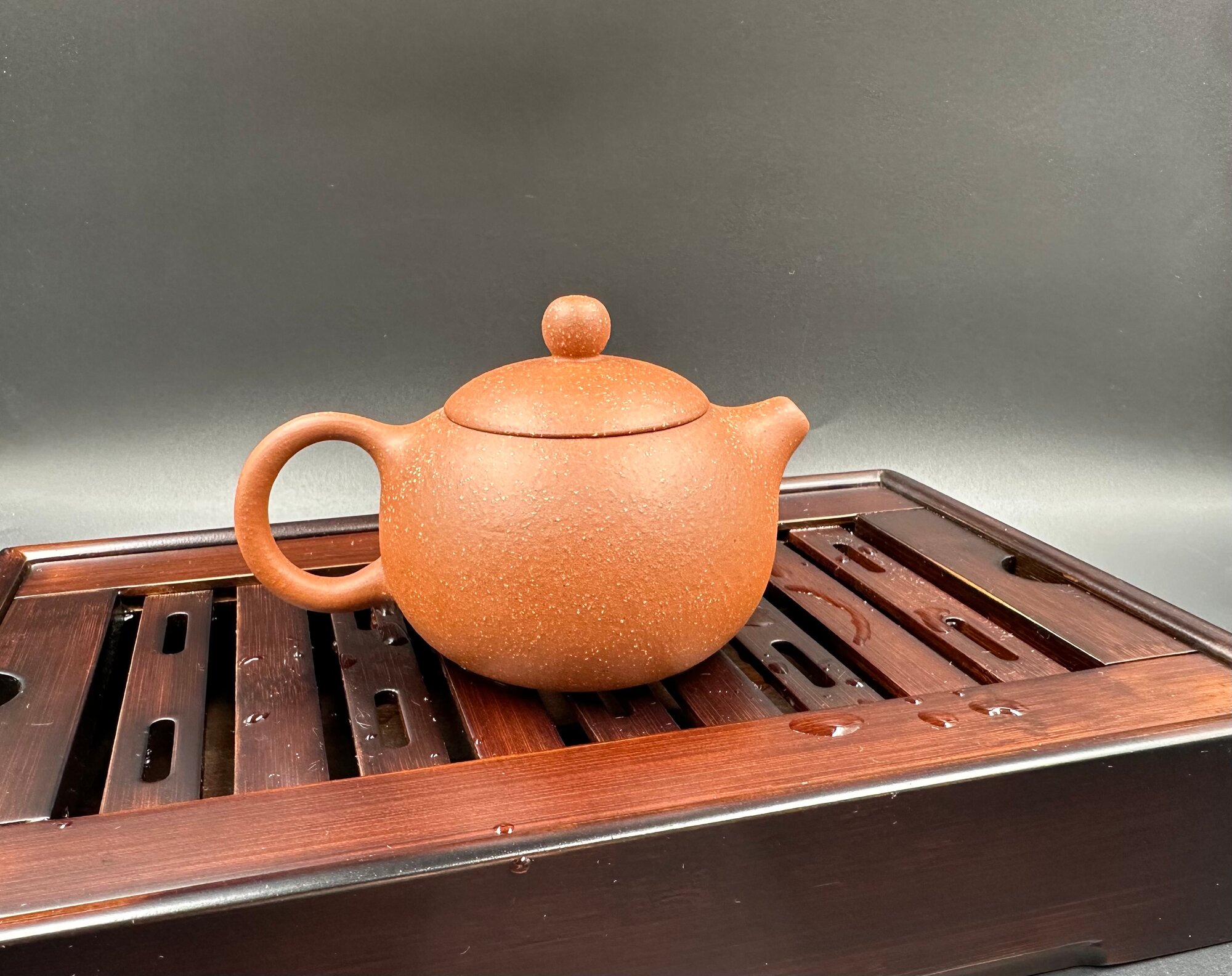 Чайник из исинской глины, форма Си Ши, объём 200мл. Для китайской чайной церемонии