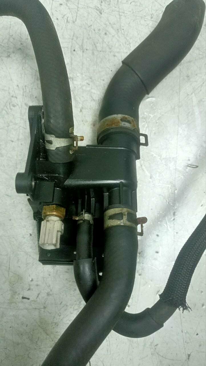 Фланец системы охлаждения Mazda 6 2005 978F12A648AA