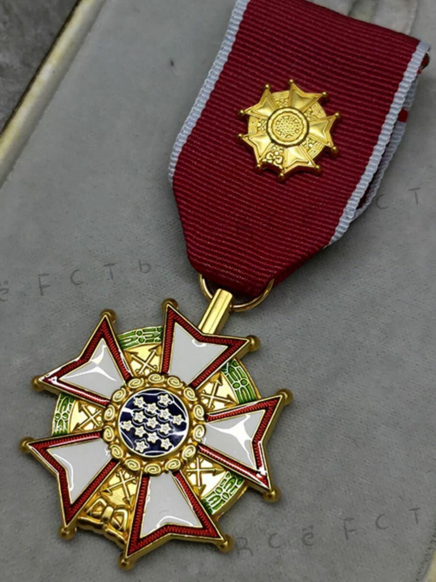 Медаль "Legion of Merit" Сувенирная реплика ордена Заслуг США, армейский стиль, металл, эмаль