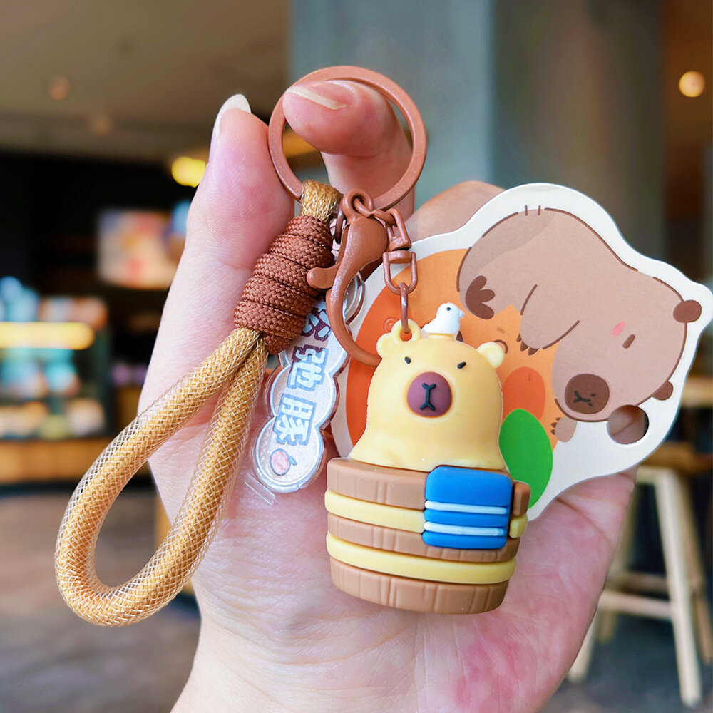 Креативный плюшевый брелок-игрушка Капибара с подсветкой для снятия стресса, идеально подходит для пар, сумок, автомобилей, небольших подарков. Кукла-капибара Капибара для релаксации.