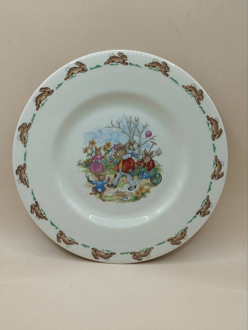 Винтажная фарфоровая детская тарелка Bunnykins Англия Royal Doulton