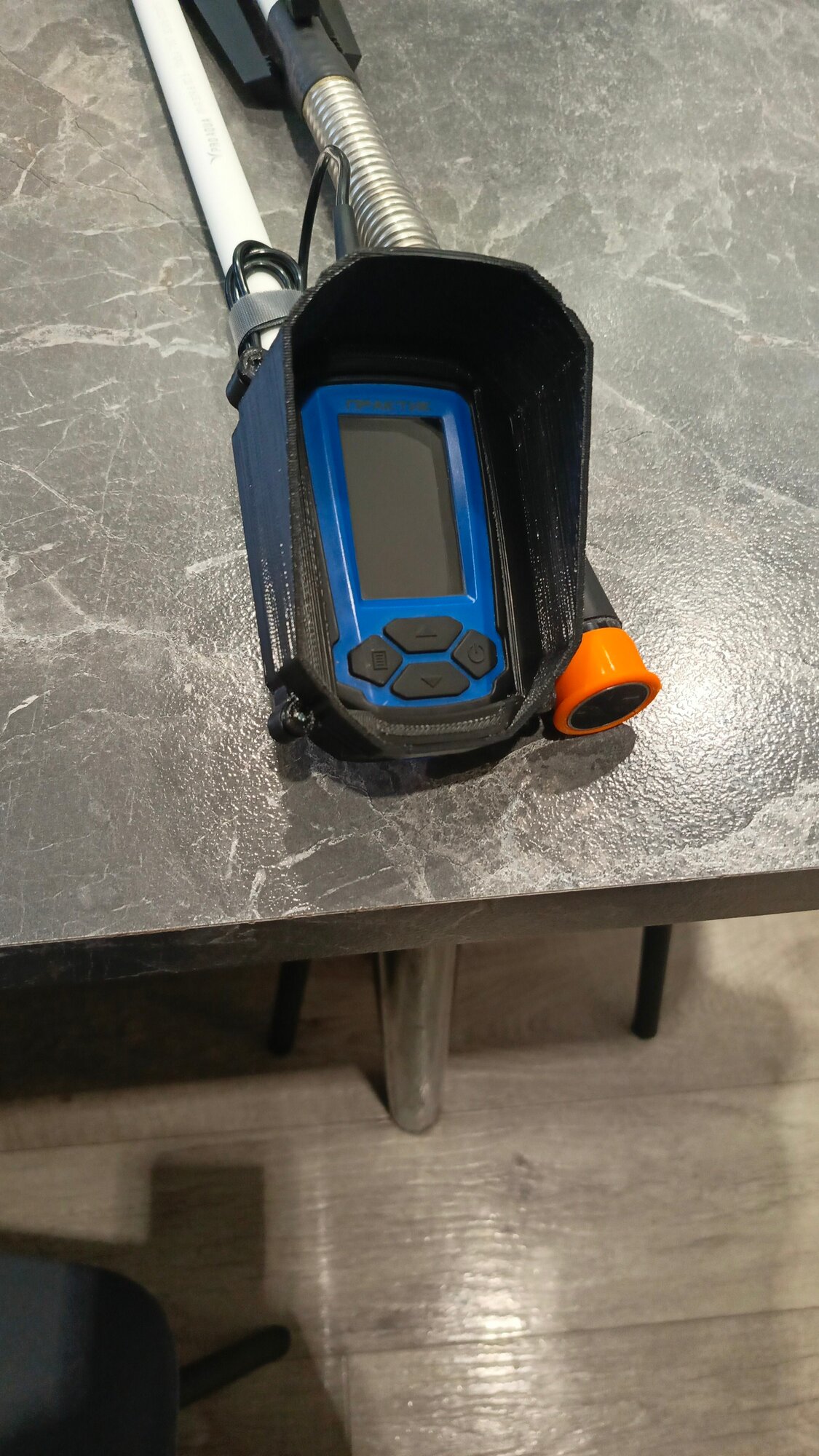 Козырек для Эхолот практик 8