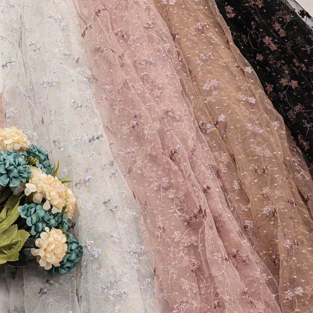 2022 Новая сетчатая композитная ткань с вышивкой цветов из шелка, европейская и американская женская одежда, сценический костюм, свадебное платье, ткань с вышивкой