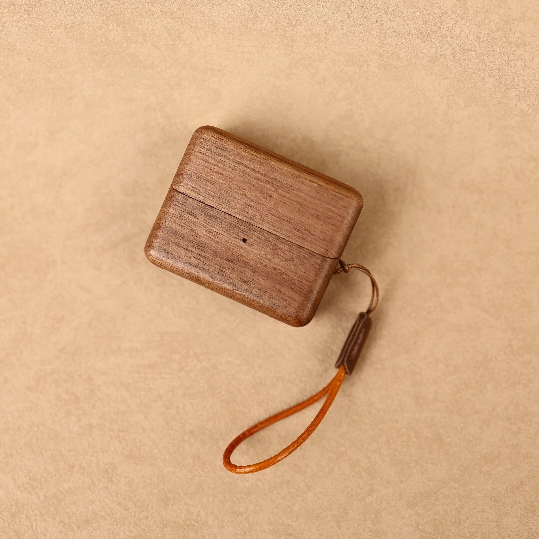 Чехол для Samsung Galaxy Buds 3 / Buds 3 Pro из орехового дерева Galaxy Buds 3 Pro