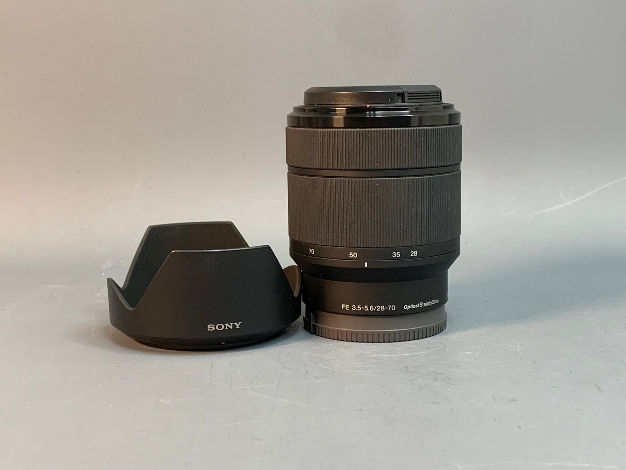Sony 28-70mm 3.5-5.6 OSS
