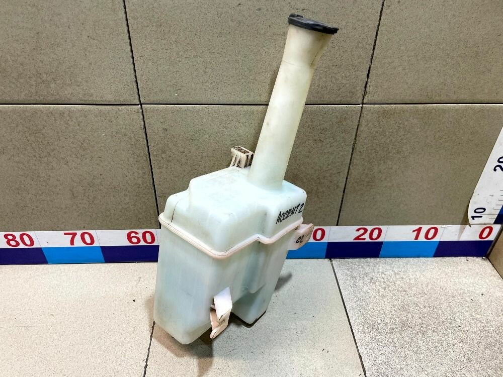 Бачок омывателя лобового стекла Hyundai Accent II 9862025100