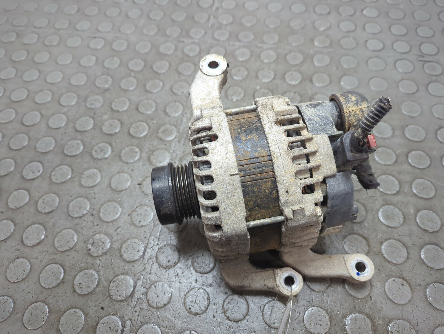 Генератор Ford Explorer Б/У