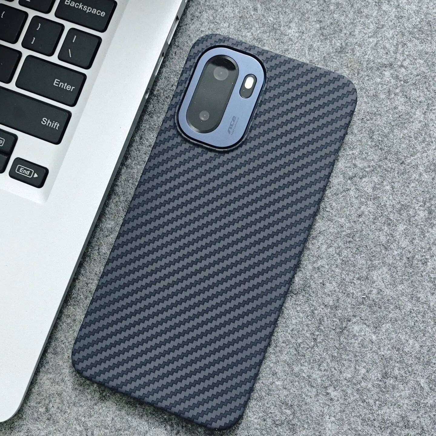Чехол для OnePlus 15R, серый, Rough Black, карбон