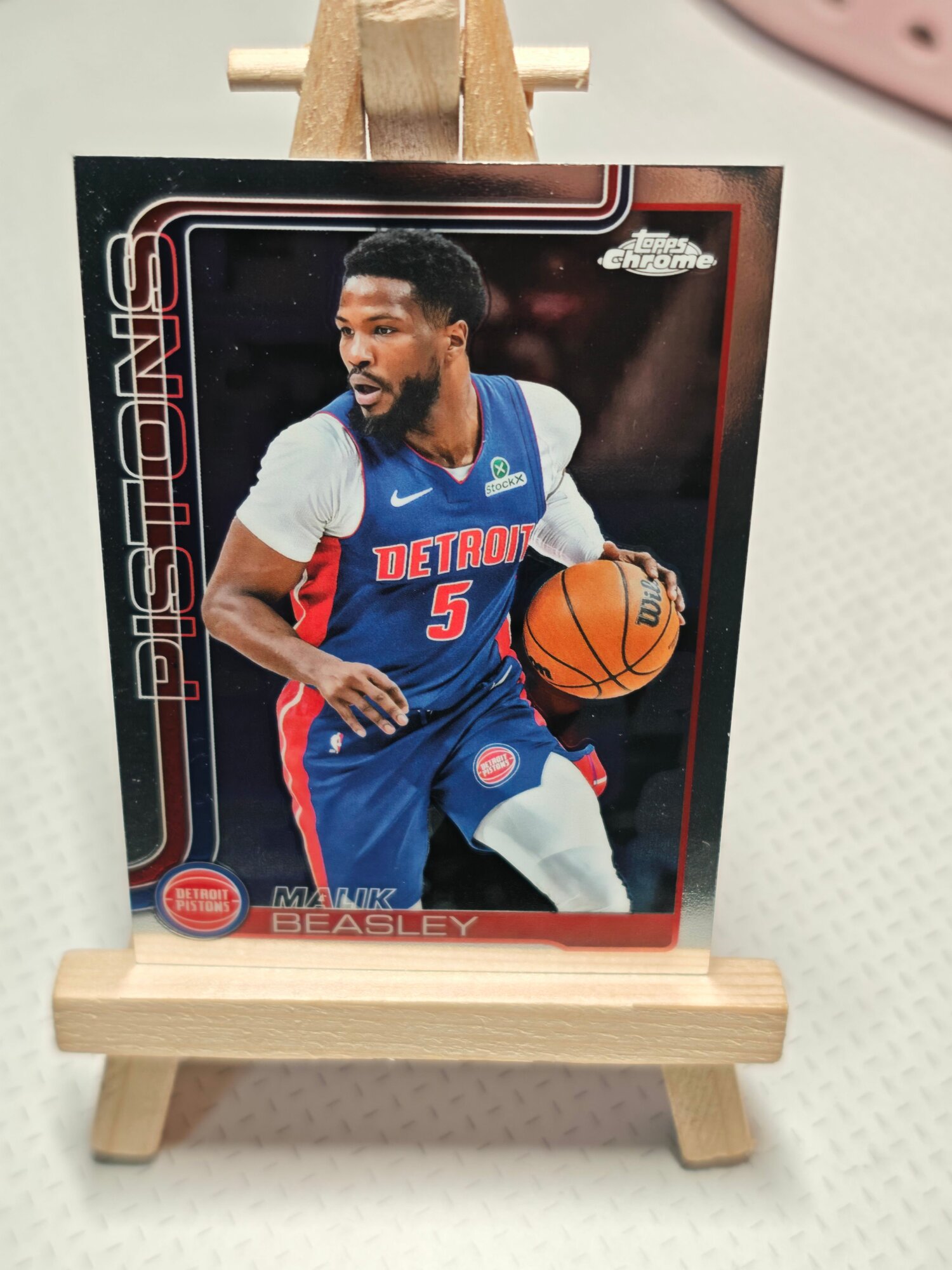 Коллекционные баскетбольные карточки Topps NBA, специальное издание.