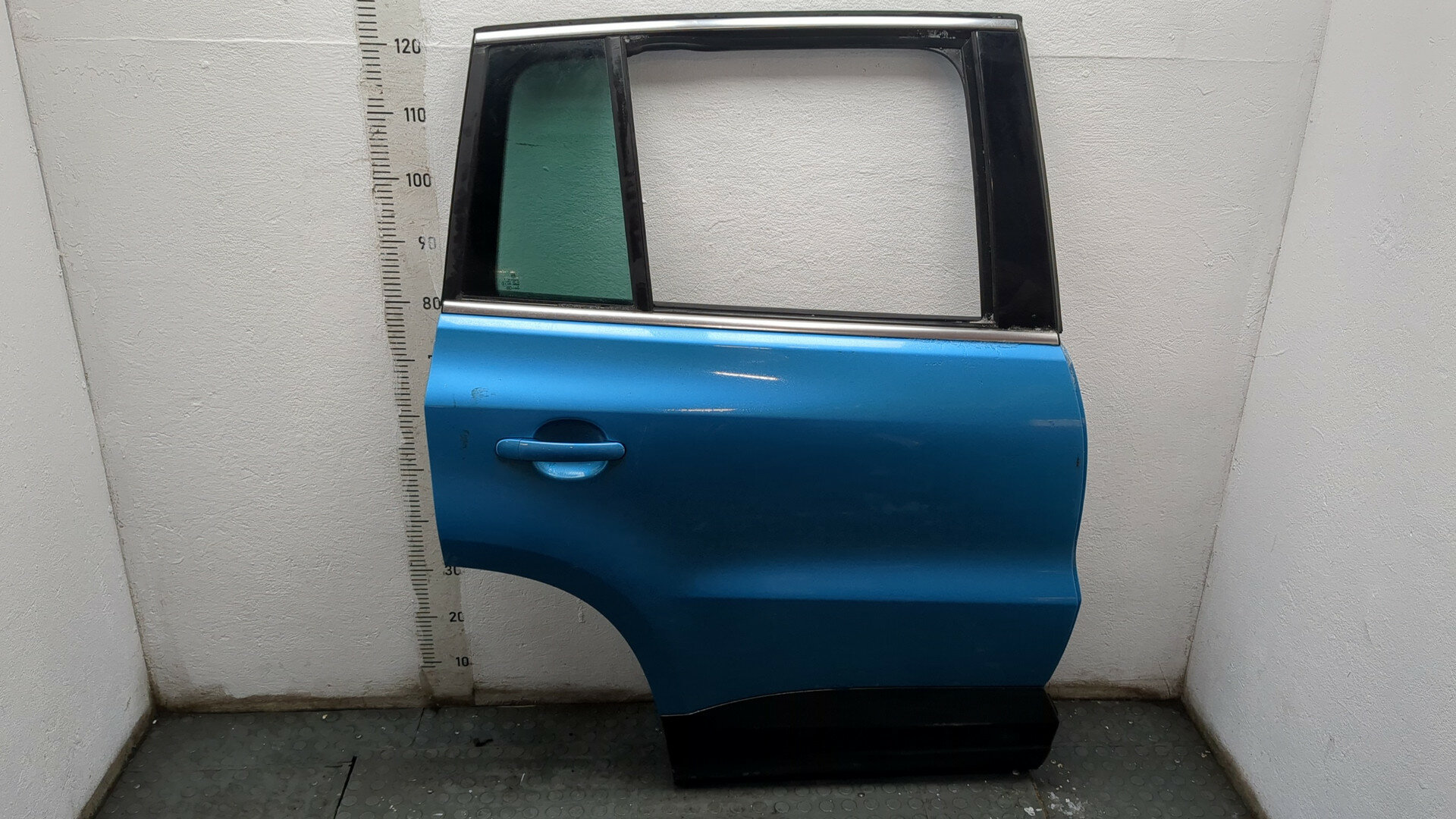 Дверь боковая (легковая) правая задняя Volkswagen Tiguan Б/У