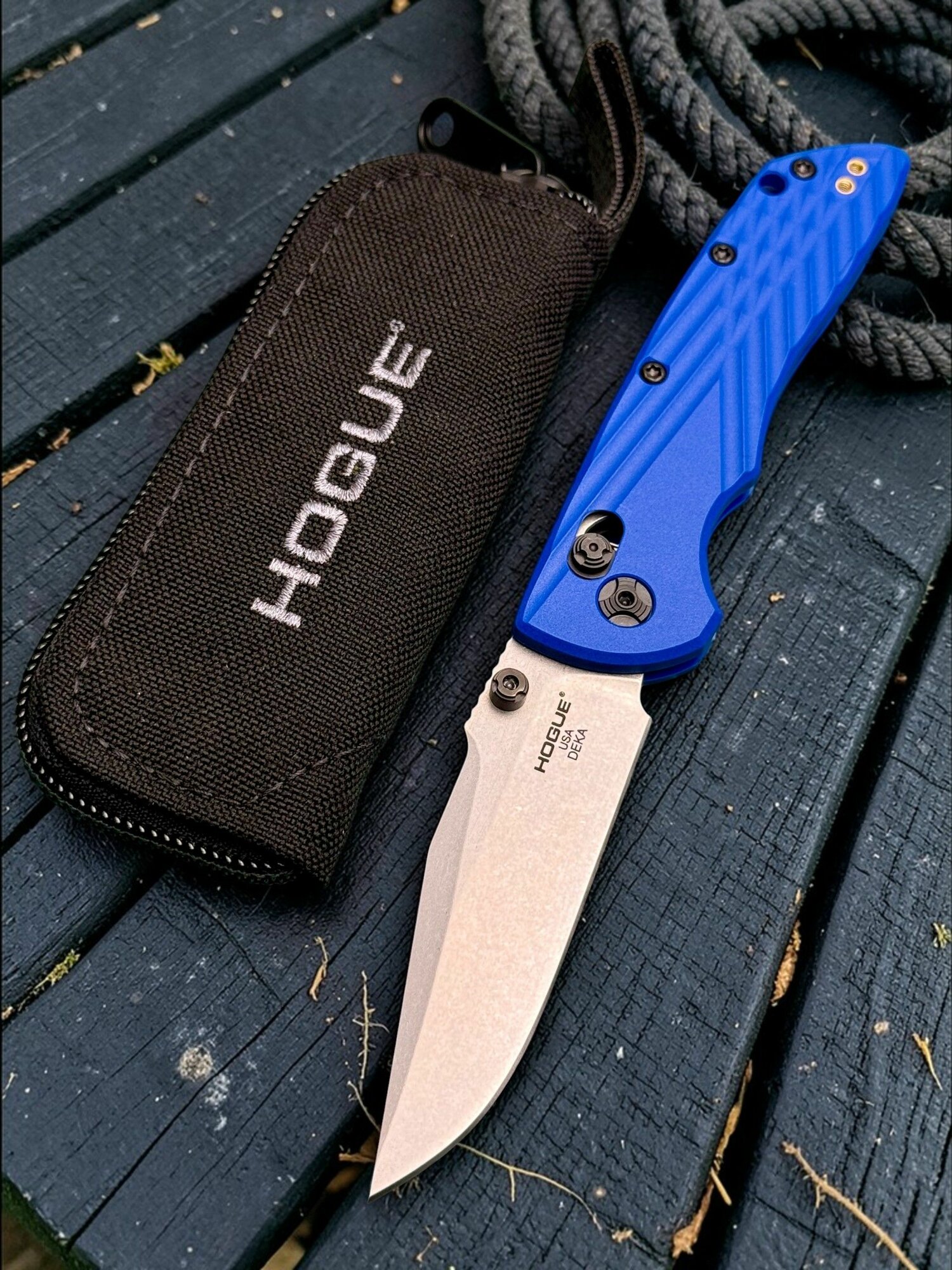 Нож складной Hogue HO24373 Deka, MagnaCut Blade, Blue Handle