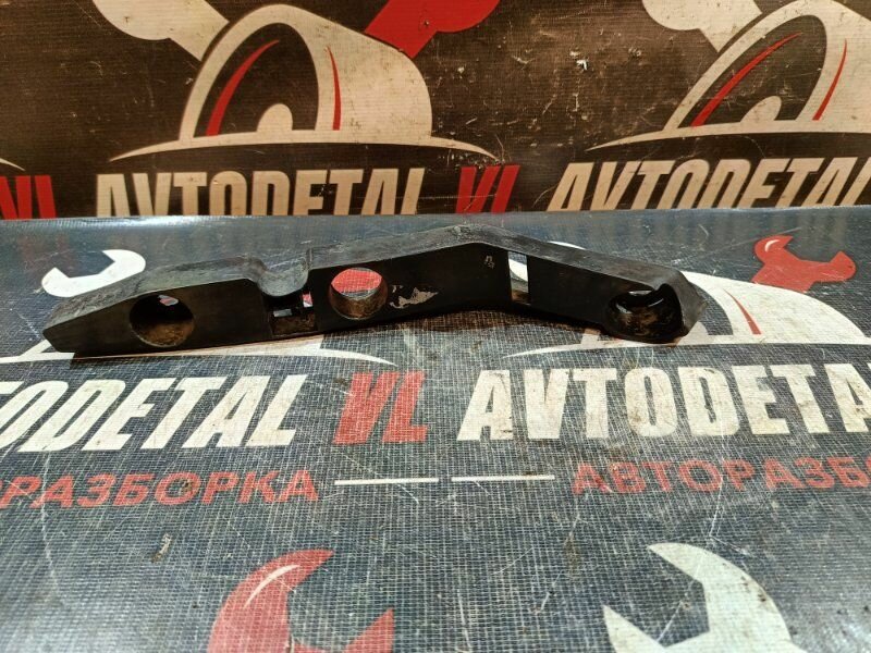 Кронштейн бампера Ford Focus 2 2004-2008