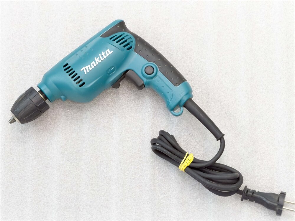 Дрель Makita 6413